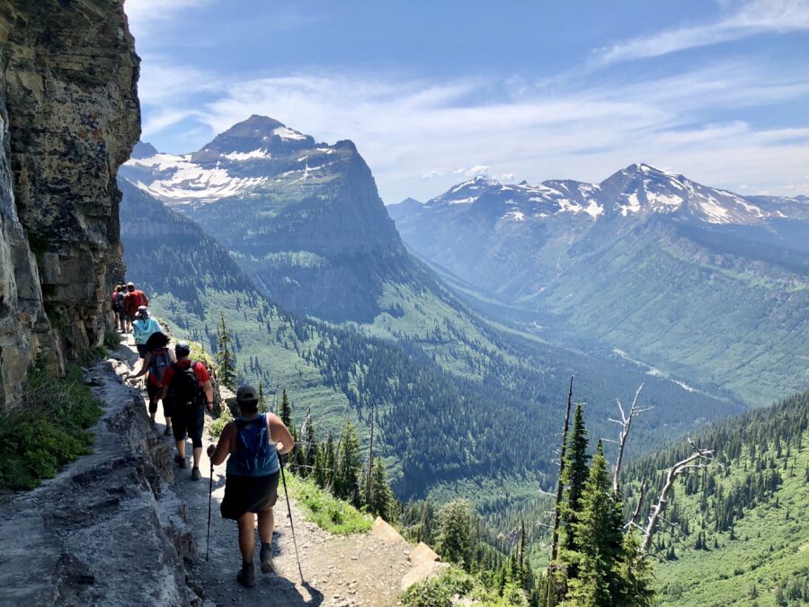What's The Difference Between Yellowstone & Glacier